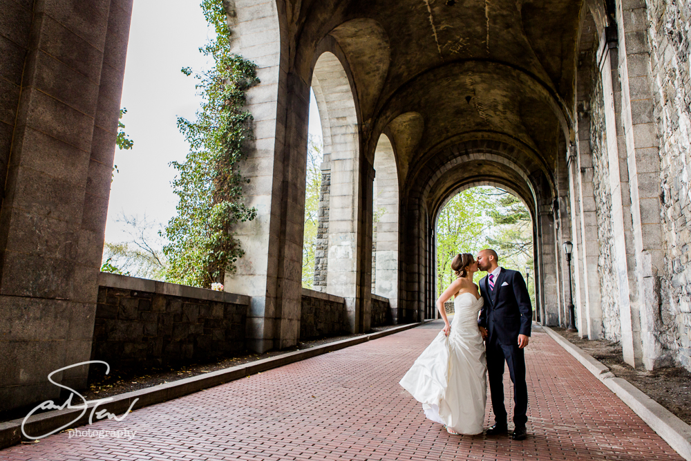 L&J's NYC wedding at Fort Tryon Park and New Leaf Restaurant | sarah ...